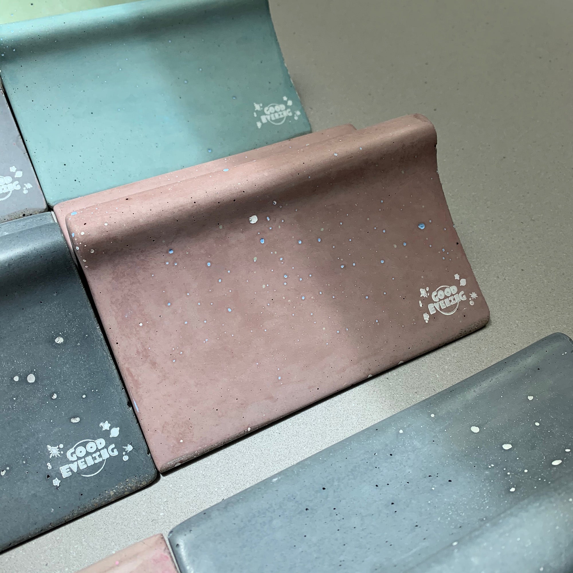 Atlantis Bench – GOODEVENINGCONCRETE