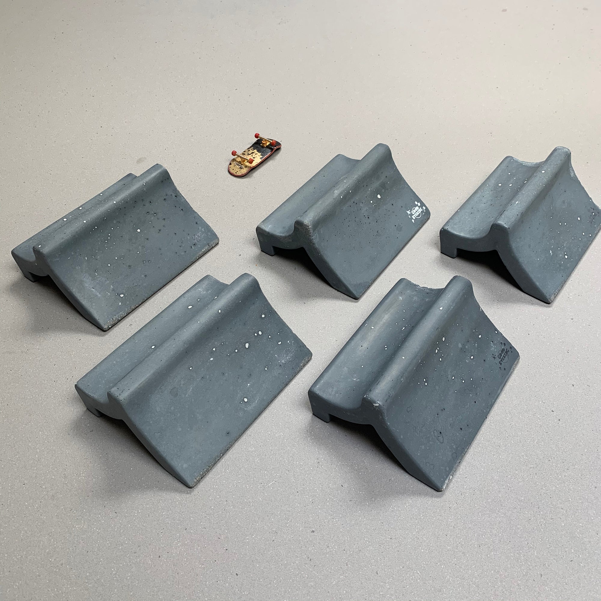 Atlantis Bench – GOODEVENINGCONCRETE