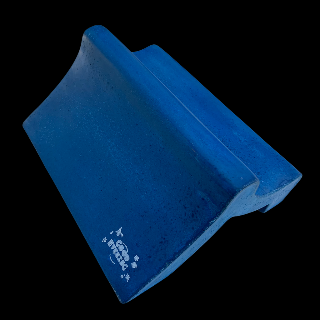 Atlantis Bench – GOODEVENINGCONCRETE