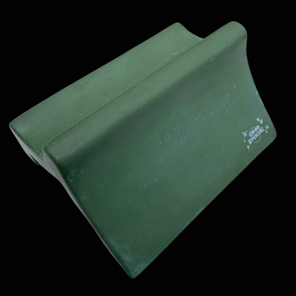 Atlantis Bench – GOODEVENINGCONCRETE